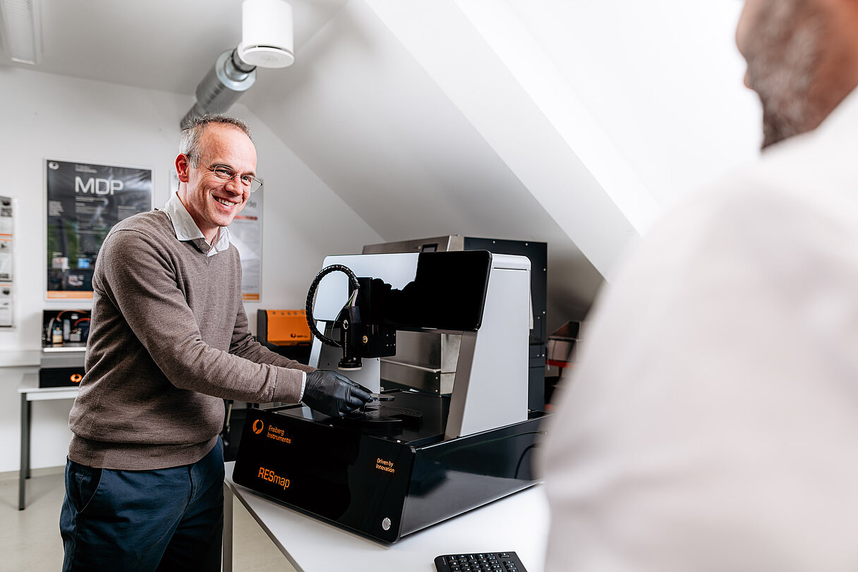 Career – Freiberg Instruments